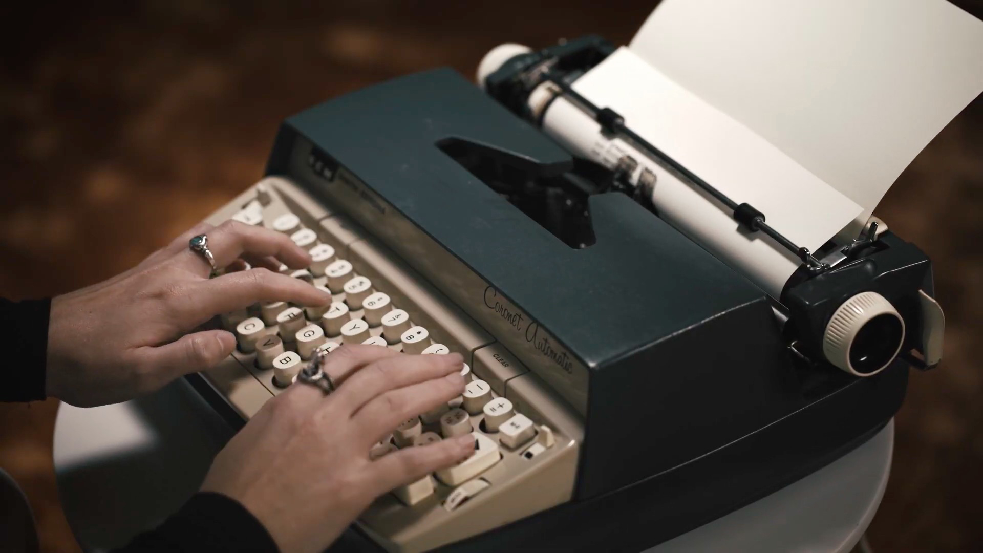 Ogilvy Updates USPS's Famous 'Neither Snow nor Rain' Creed for the ...